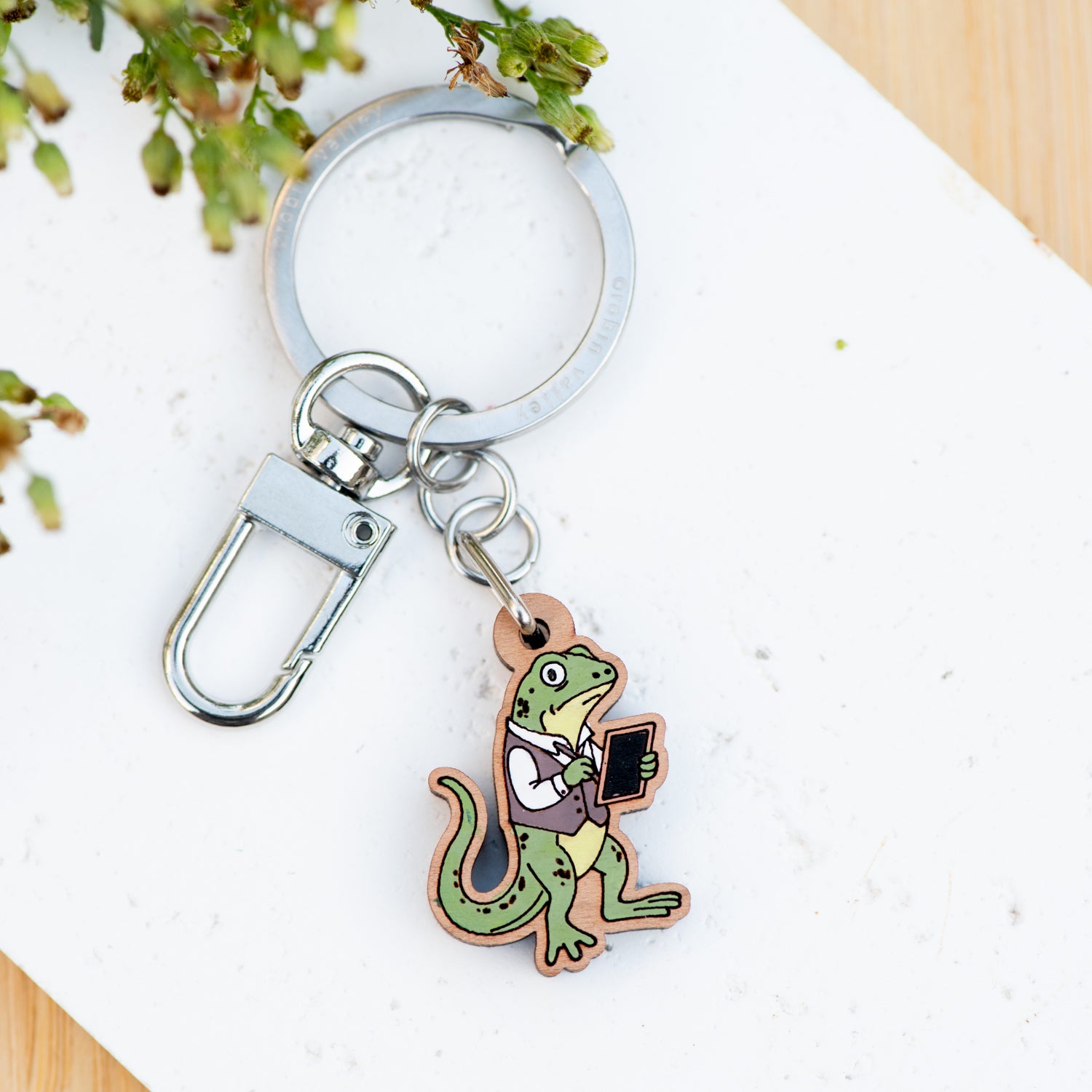 Hand-painted Wooden Bill The Lizard Keyring – Robin Valley Official Store