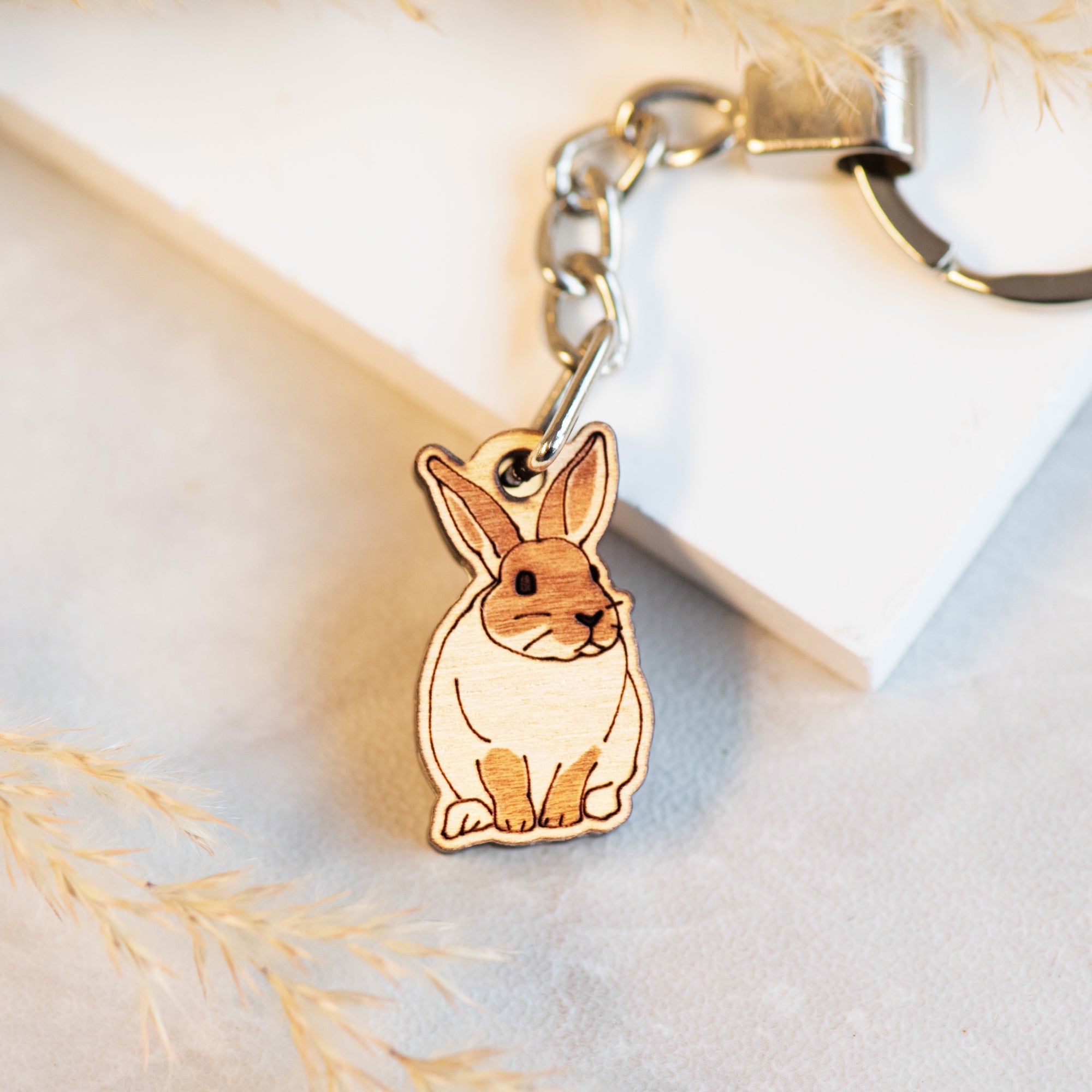 Rabbit (Sitting) Cherry Wood Keyring | Robin Valley Official Store